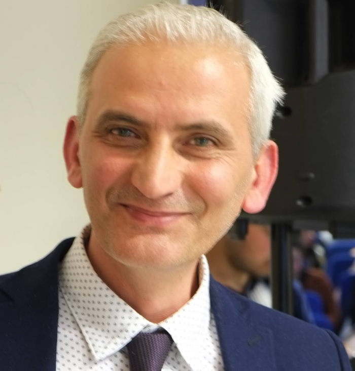 Arben Rrozhani: Riciklimi i mashtrimit - Albspirit