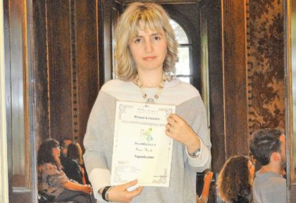 Irma Kurti shpallet fituese e konkursit të organizuar nga Instituti Italian i Kulturës në Napoli ...