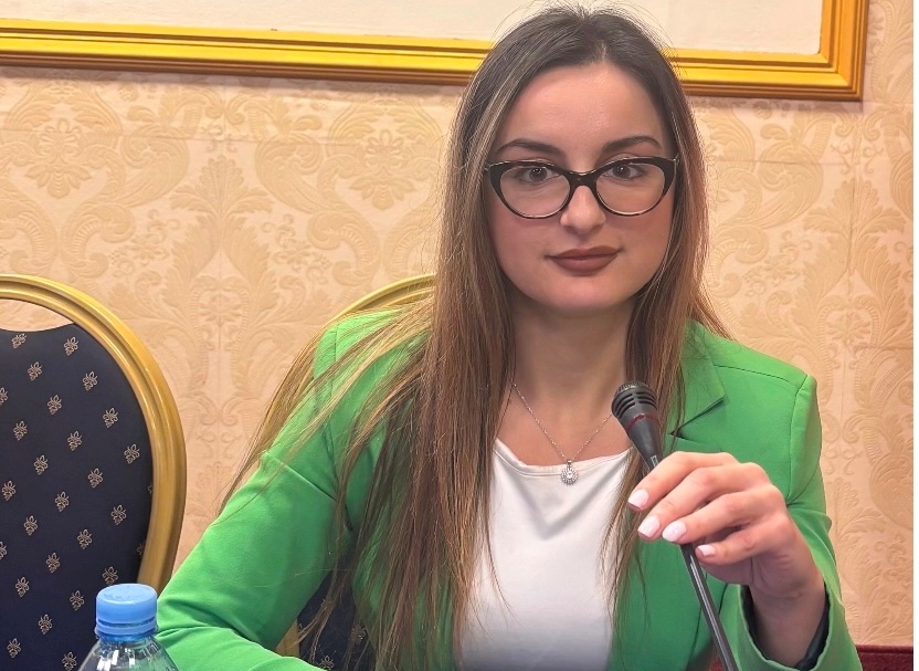 Ana Llazo: Edukimi për Inteligjencën Emocionale dhe Aftësitë Sociale ...